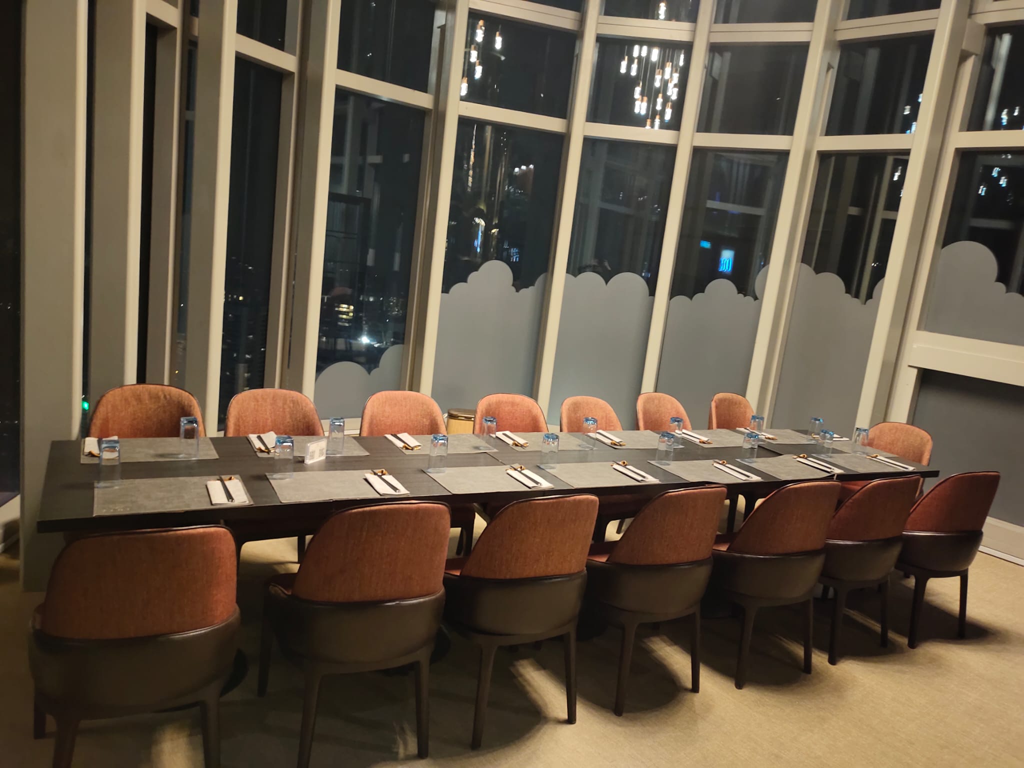FLNT | Group Reservation Dining